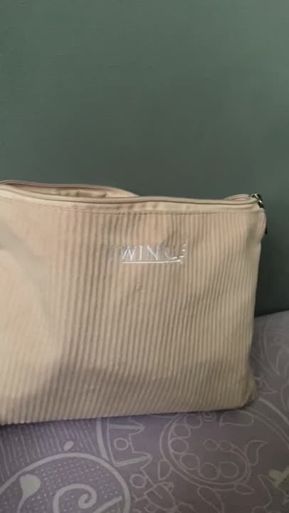 TWINKLE Косметичка Velvet Beige купить по цене 659₽ в ЛЭТУАЛЬ