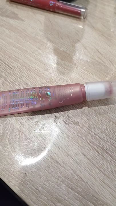 LOTTIE LONDON Хайлайтер-румяна для лица жидкие купить по цене 1239₽ в ...
