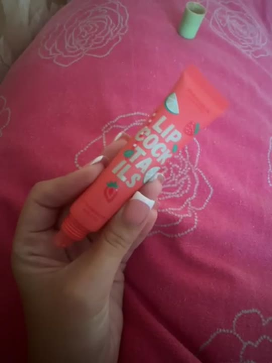 PARISA COSMETICS Бальзам для губ SOS купить по цене 274₽ в ЛЭТУАЛЬ