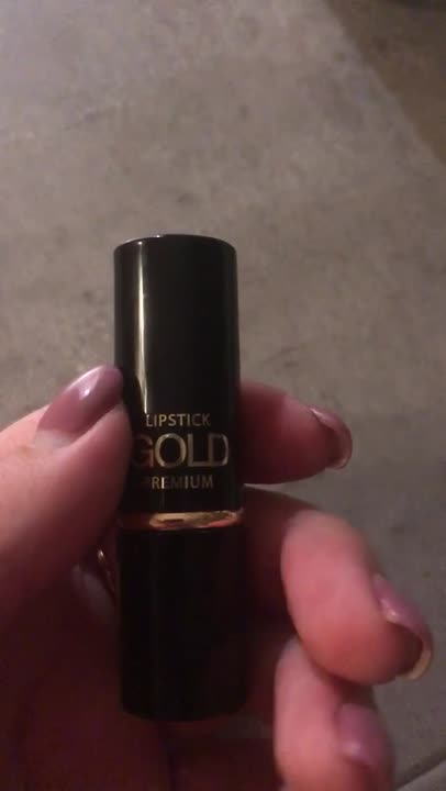 RELOUIS Помада губная "Premium Gold" купить по низким ценам в ЛЭТУАЛЬ