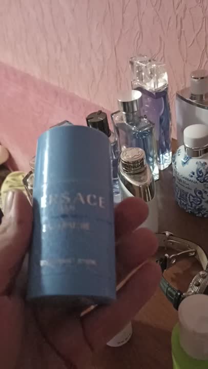 VERSACE Дезодорант-стик Man Eau Fraiche купить по цене 3719₽ в ЛЭТУАЛЬ