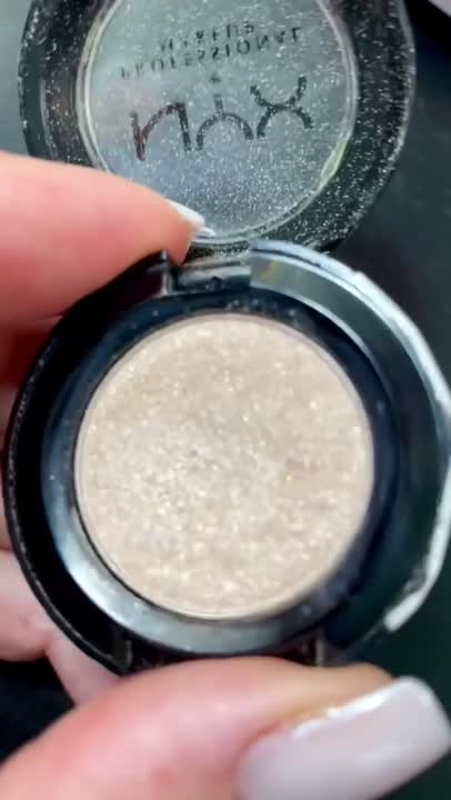 Nyx single eyeshadow store