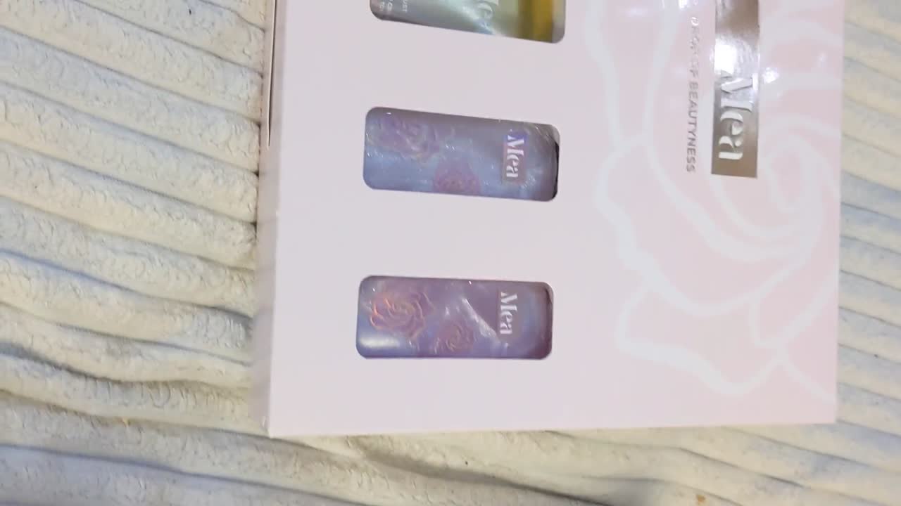 MEA Набор с клатчем "Капля росы" Rosebud dew купить по цене 2999₽ в ЛЭТУАЛЬ