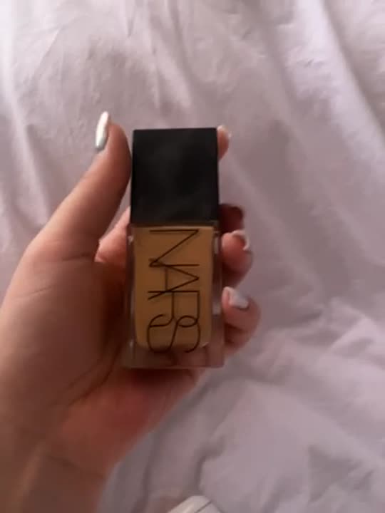 Светоотражающее тональное средство Light Reflecting Foundation NARS ...