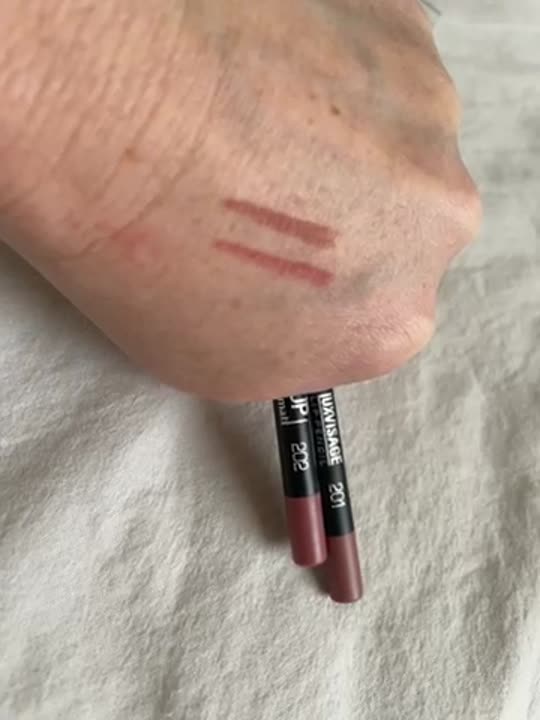 LUXVISAGE Карандаш для губ PIN-UP ultra matt купить по цене 263₽ в ЛЭТУАЛЬ