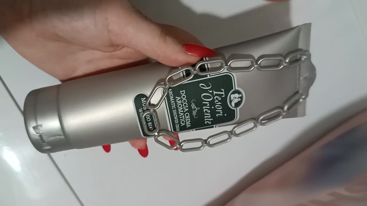 TESORI D'ORIENTE Гель для душа БЕЛЫЙ МУСКУС купить по цене 710₽ в ЛЭТУАЛЬ