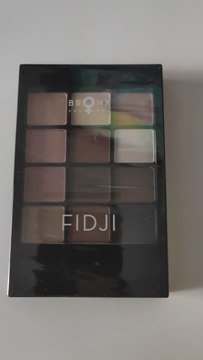 BRONX COLORS Палетка теней для век Fidji купить по цене 1679₽ в ЛЭТУАЛЬ