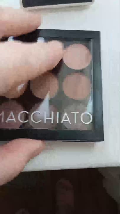 BRONX COLORS Палетка теней для век Macchiato купить по цене 979₽ в ЛЭТУАЛЬ