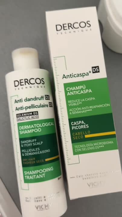 VICHY Набор из двух шампуней Против перхоти для сухих волос Dercos ...