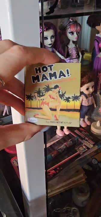 THEBALM Румяна-хайлайтер Hot Mama в дорожном формате купить по низким ...