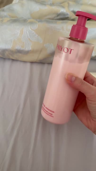 PAYOT Молочко для тела увлажняющее восстанавливающее 24ч с экстрактом ...