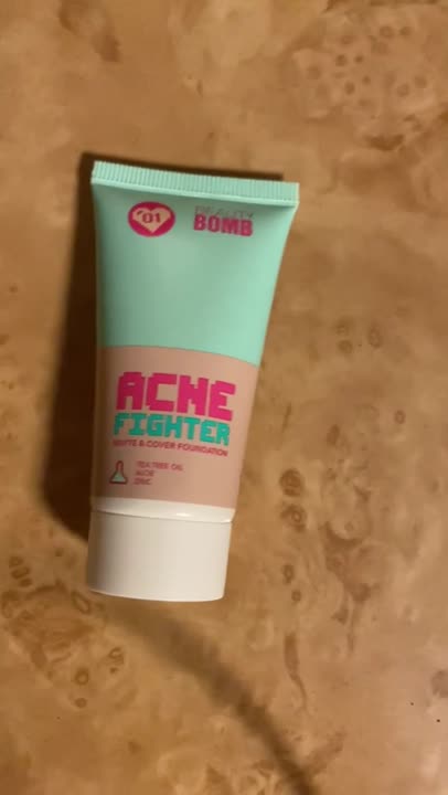 BEAUTY BOMB Тональный крем Matte & cover foundation "ACNE FIGHTER ...