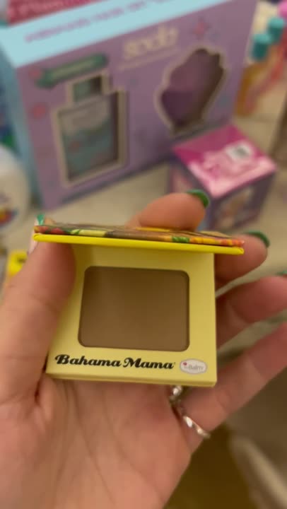 THEBALM Румяна-хайлайтер Hot Mama в дорожном формате купить по низким ...
