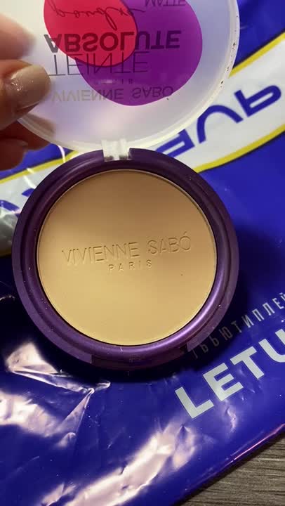 VIVIENNE SABO Пудра компактная матирующая Teinte Absolute Matte купить ...