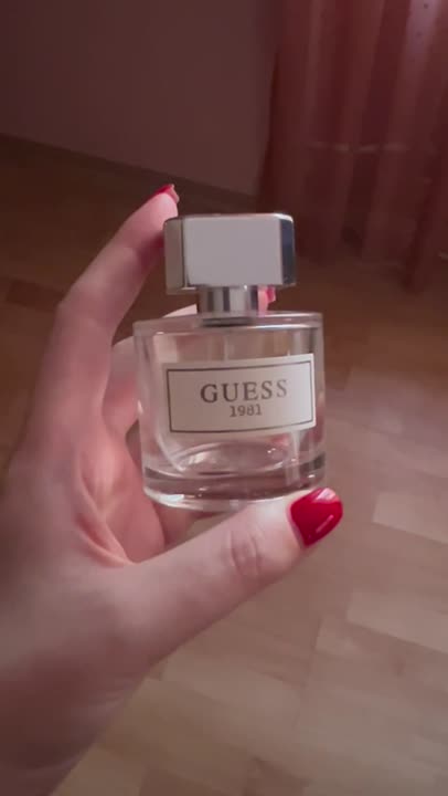 GUESS 1981 WOMAN купить по низким ценам в ЛЭТУАЛЬ
