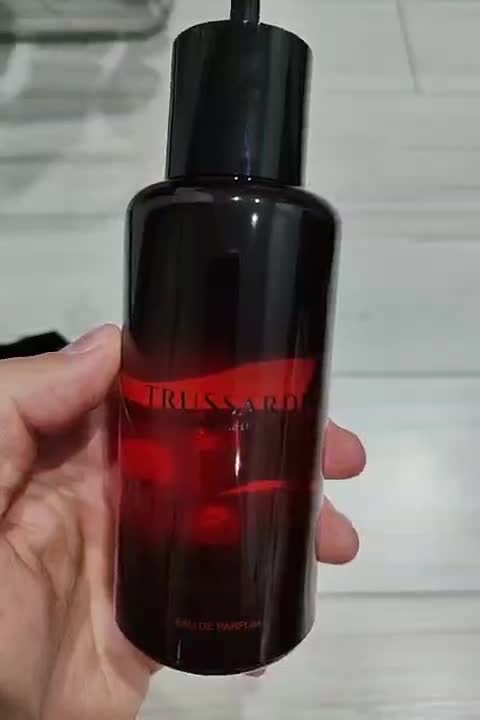 TRUSSARDI Primo Recharge, Парфюмерная вода, 150 мл купить по низким ценам в ЛЭТУАЛЬ