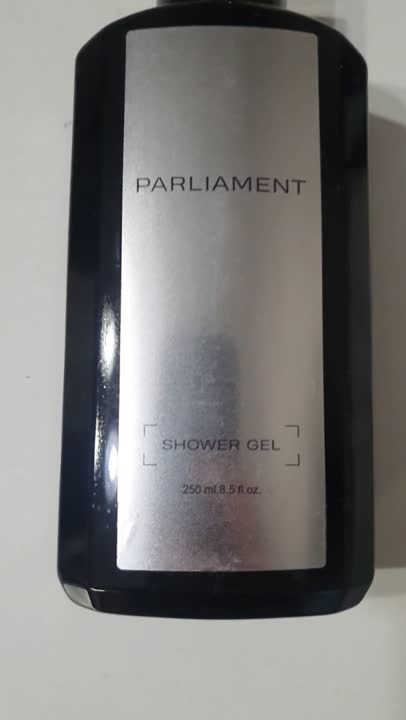PARLIAMENT Парфюмированный гель для душа Shower Gel купить по цене 399 ...